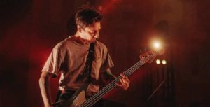 Half-Step Down Bass Tuning: Eb Standard (Guide And Tuner) - BassOx